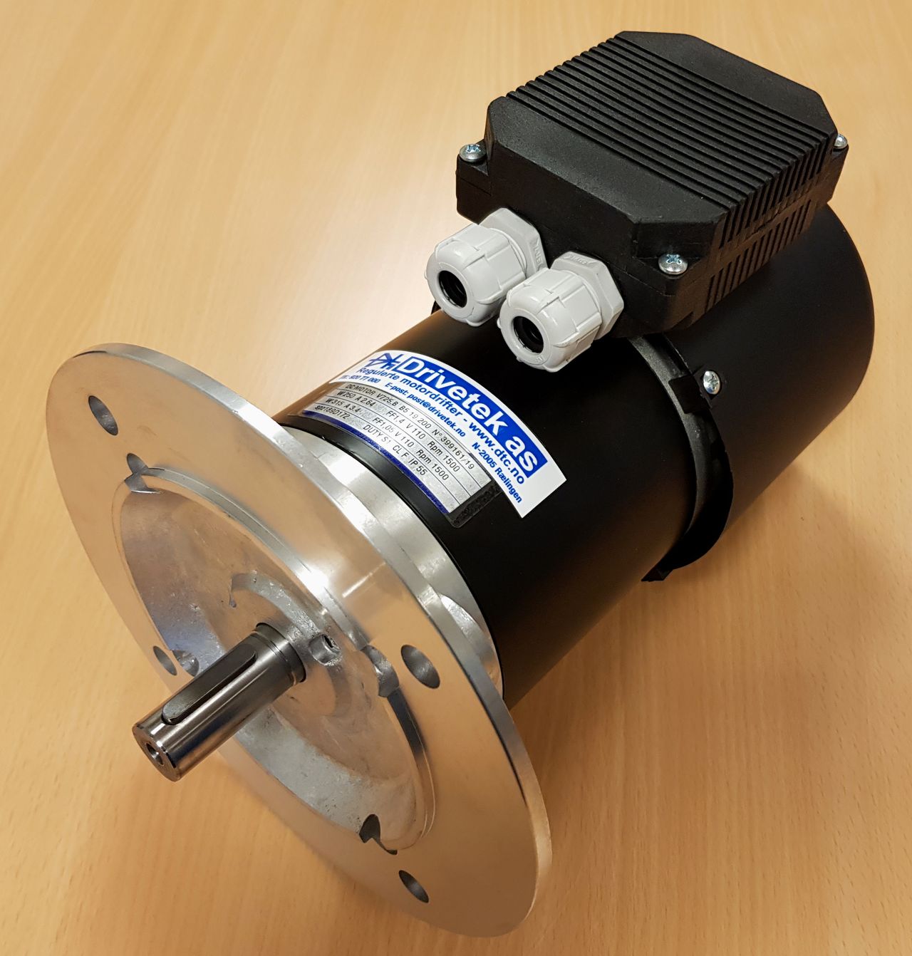 PM-motor 24V 1kW S1 DS080 egenkjølt IC410